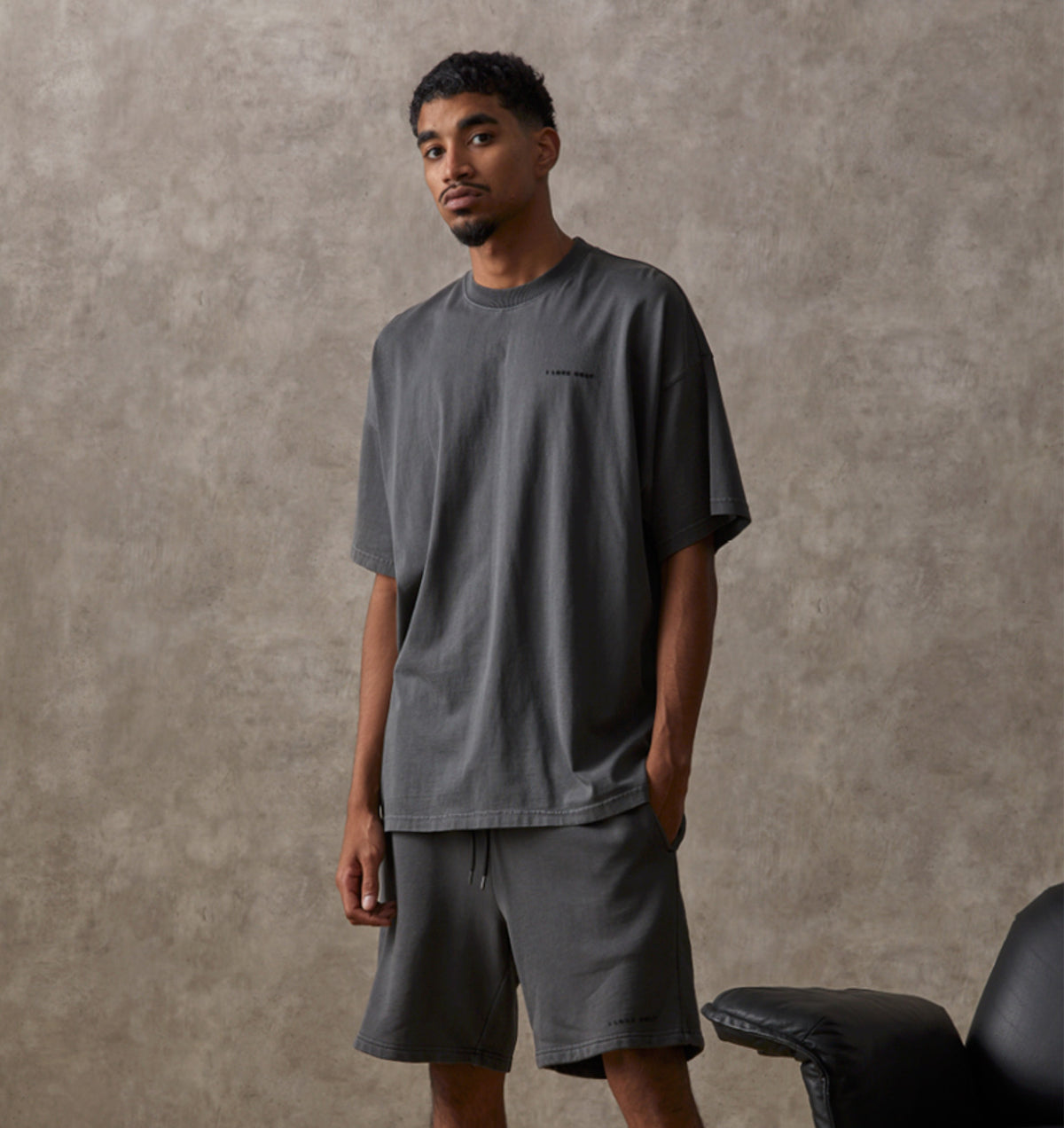 Box Fit Tee in Washed Black | I Love Ugly US